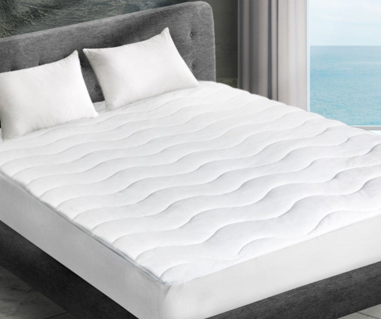 Premium Queen Mattress Toppers – Ultimate Comfort | Levede